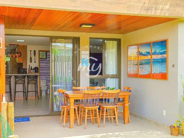 Casa / Sobrado em Condomínio para Venda em Camaçari/BA Monte Gordo 2 Quartos
