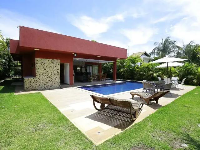 Casa / Sobrado em Condomínio para Venda em Camaçari/BA Monte Gordo 4 Quartos