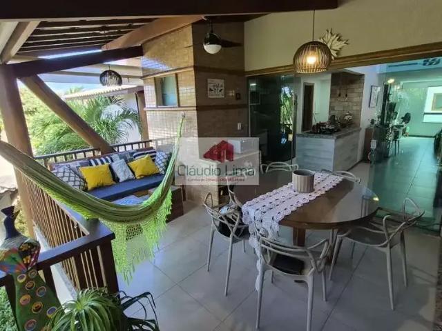 Casa / Sobrado em Condomínio para Venda em Camaçari/BA Monte Gordo 4 Quartos