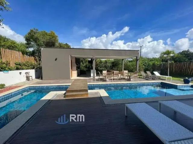 Casa / Sobrado em Condomínio para Venda em Camaçari/BA Monte Gordo 6 Quartos
