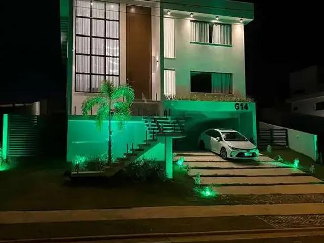 Casa / Sobrado em Condomínio para Venda em Camaçari/BA Parque Florestal 5 Quartos