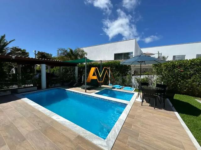 Casa / Sobrado em Condomínio para Venda em Camaçari/BA Praia de Busca Vida 4 Quartos