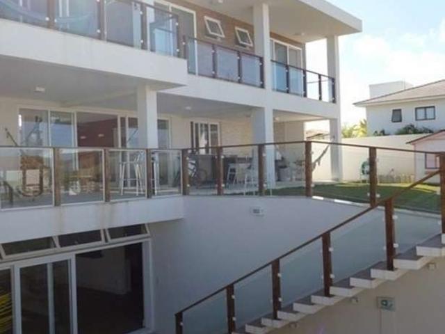 Casa / Sobrado em Condomínio para Venda em Camaçari/BA Praia de Busca Vida 5 Quartos