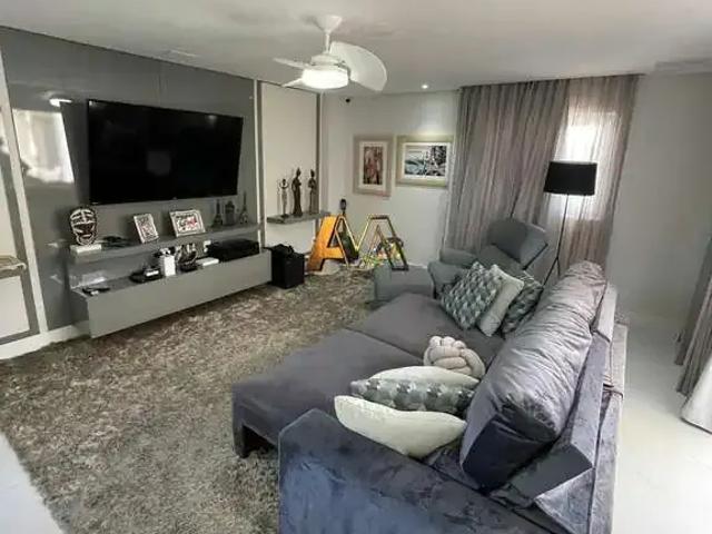 Casa / Sobrado em Condomínio para Venda em Camaçari/BA Praia de Busca Vida 5 Quartos