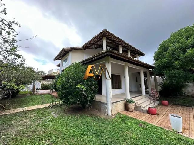 Casa / Sobrado em Condomínio para Venda em Camaçari/BA Praia de Busca Vida 5 Quartos