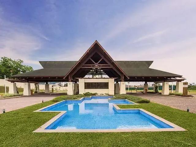 Casa / Sobrado em Condomínio para Venda em Camboriú/SC Centro 5 Quartos