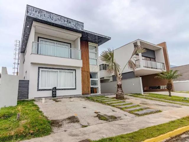 Casa / Sobrado em Condomínio para Venda em Camboriú/SC Santa Regina 3 Quartos