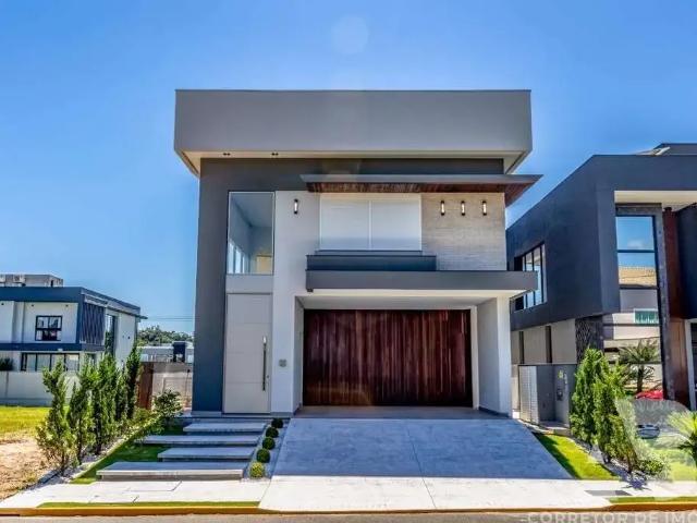 Casa / Sobrado em Condomínio para Venda em Camboriú/SC Santa Regina 4 Quartos