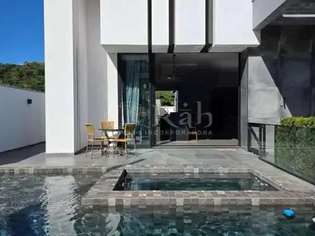 Casa / Sobrado em Condomínio para Venda em Camboriú/SC Santa Regina 4 Quartos