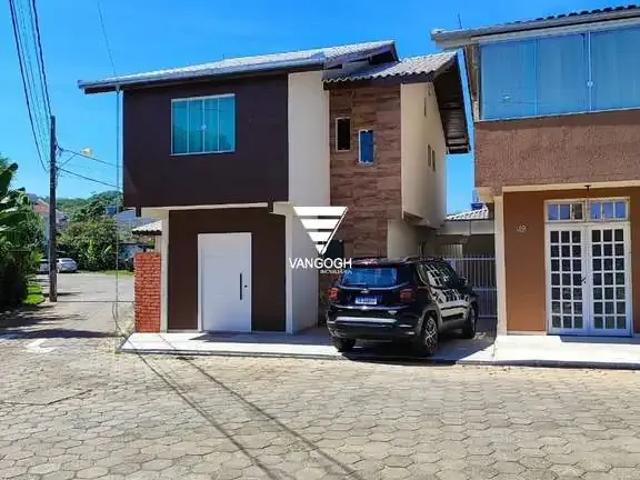Casa / Sobrado em Condomínio para Venda em Camboriú/SC Várzea do Ranchinho 2 Quartos