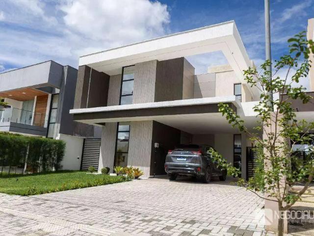 Casa / Sobrado em Condomínio para Venda em Campina Grande/PB Itararé 4 Quartos