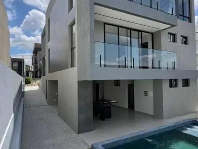 Casa / Sobrado em Condomínio para Venda em Campina Grande/PB Mirante 4 Quartos
