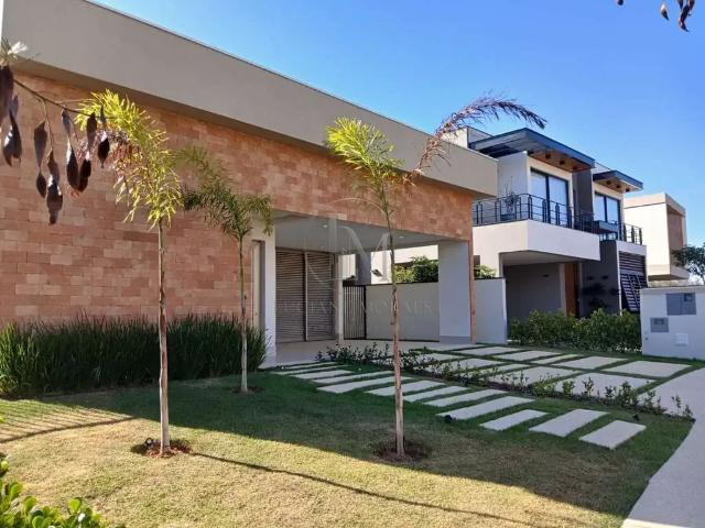 Casa / Sobrado em Condomínio para Venda em Campinas/SP Alphaville Dom Pedro 3 3 Quartos