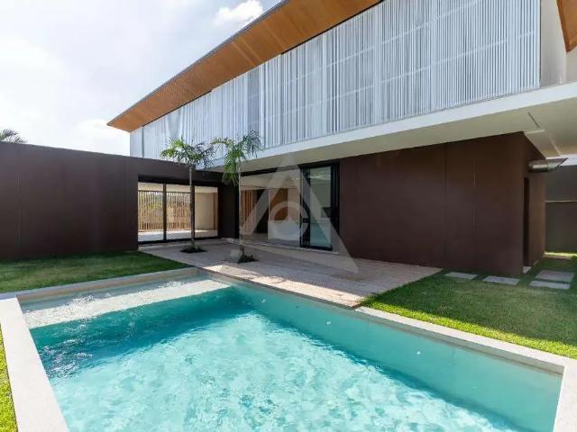 Casa / Sobrado em Condomínio para Venda em Campinas/SP Alphaville Dom Pedro 2 4 Quartos