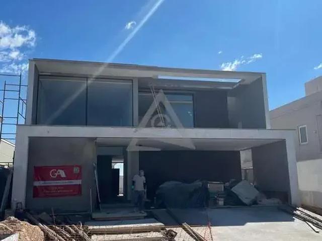 Casa / Sobrado em Condomínio para Venda em Campinas/SP Alphaville Dom Pedro 2 4 Quartos