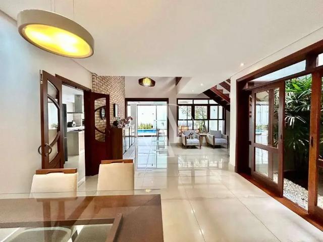 Casa / Sobrado em Condomínio para Venda em Campinas/SP Nova Campinas 4 Quartos