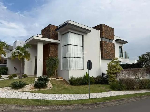 Casa / Sobrado em Condomínio para Venda em Campinas/SP Swiss Park 4 Quartos