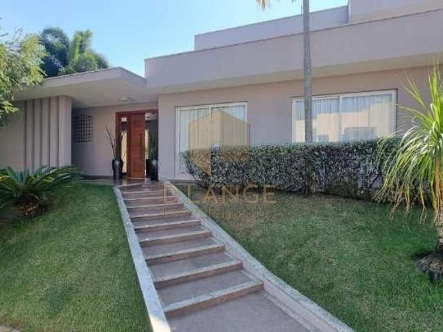 Casa / Sobrado em Condomínio para Venda em Campinas/SP Swiss Park 5 Quartos