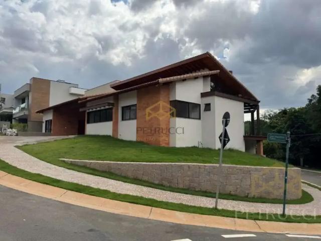 Casa / Sobrado em Condomínio para Venda em Campinas/SP Swiss Park 5 Quartos