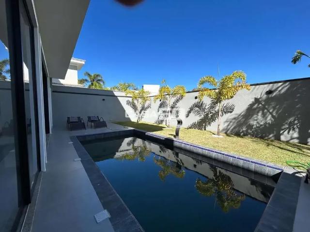 Casa / Sobrado em Condomínio para Venda em Campinas/SP Swiss Park 3 Quartos