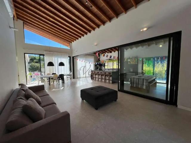 Casa / Sobrado em Condomínio para Venda em Campinas/SP Parque Jatibaia Sousas 4 Quartos