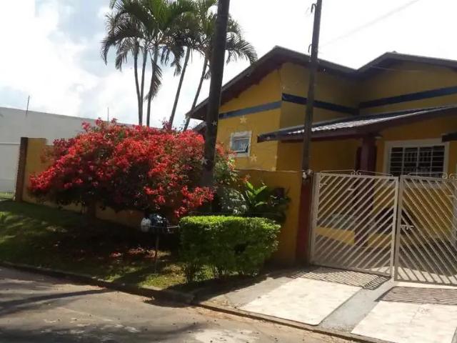 Casa / Sobrado em Condomínio para Venda em Campinas/SP Parque Xangrilá 4 Quartos