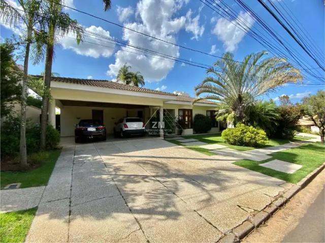 Casa / Sobrado em Condomínio para Venda em Campinas/SP Residencial Vila Verde 4 Quartos