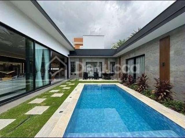 Casa / Sobrado em Condomínio para Venda em Campinas/SP Ville Sainte Helene 4 Quartos