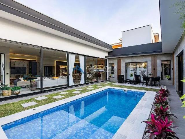 Casa / Sobrado em Condomínio para Venda em Campinas/SP Ville Sainte Helene 4 Quartos
