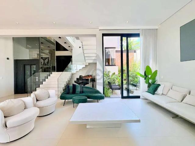 Casa / Sobrado em Condomínio para Venda em Campinas/SP Ville Sainte Helene 5 Quartos