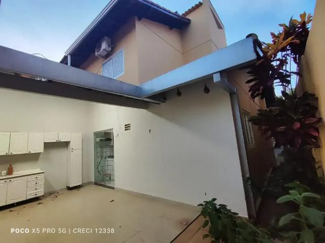 Casa / Sobrado em Condomínio para Venda em Campo Grande/MS Coopharádio 3 Quartos