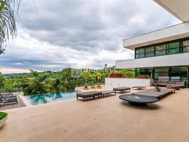 Casa / Sobrado em Condomínio para Venda em Campo Largo/PR Ferraria 5 Quartos