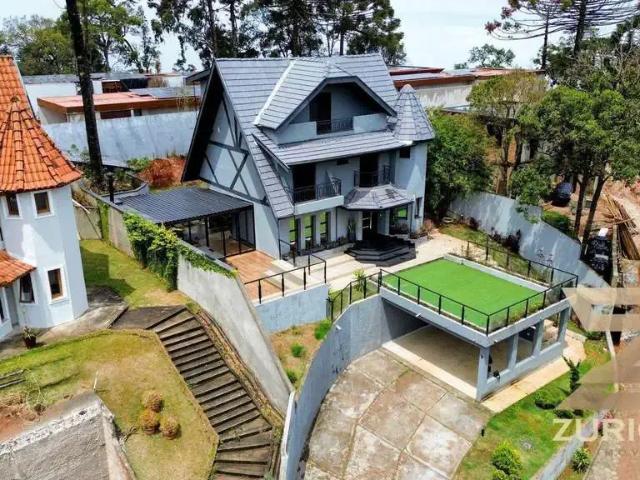 Casa / Sobrado em Condomínio para Venda em Campos do Jordão/SP Vila Nova Suiça 4 Quartos