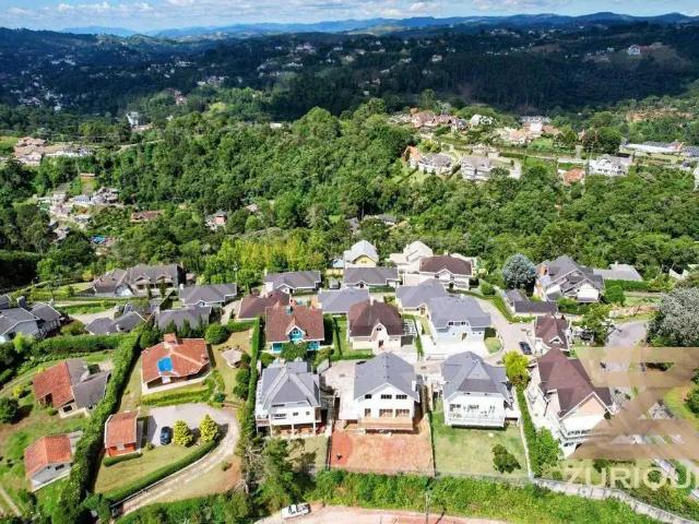 Casa / Sobrado em Condomínio para Venda em Campos do Jordão/SP Alto da Vila Inglesa 3 Quartos