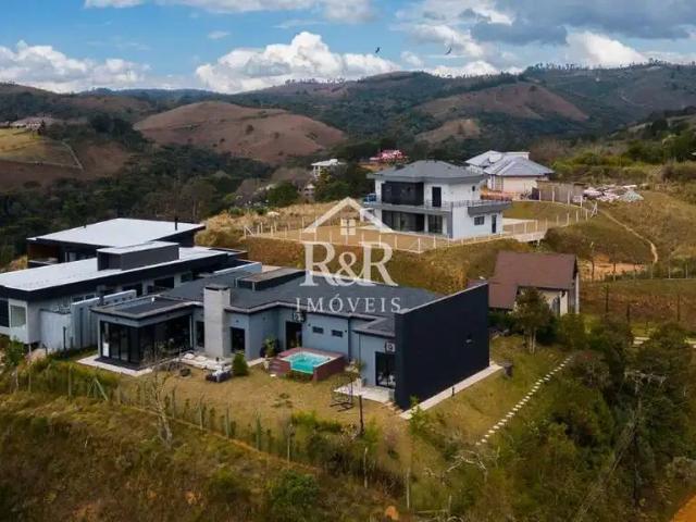 Casa / Sobrado em Condomínio para Venda em Campos do Jordão/SP Nova Capivari 3 Quartos