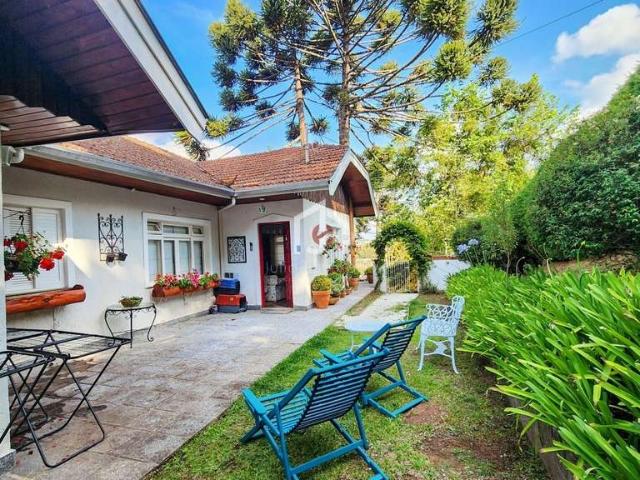 Casa / Sobrado em Condomínio para Venda em Campos do Jordão/SP Colinas Do Imbiri 6 Quartos