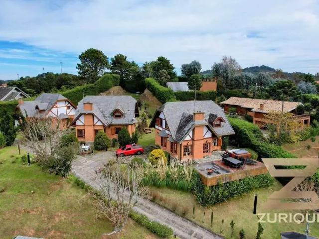 Casa / Sobrado em Condomínio para Venda em Campos do Jordão/SP Jardim Atalaia 4 Quartos