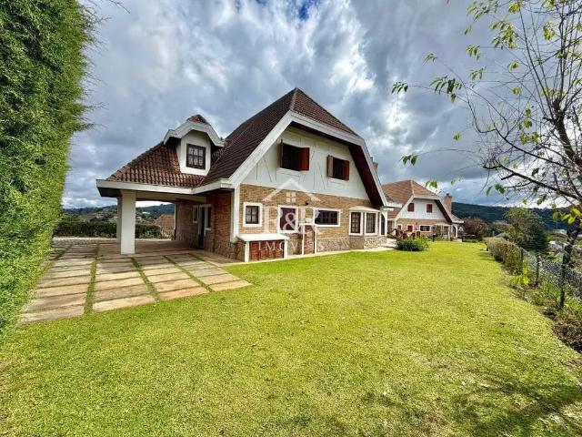 Casa / Sobrado em Condomínio para Venda em Campos do Jordão/SP Jardim Atalaia 5 Quartos