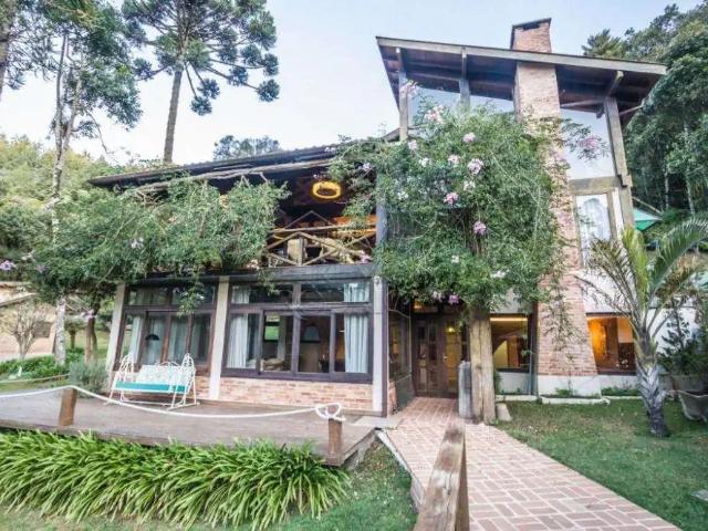 Casa / Sobrado em Condomínio para Venda em Campos do Jordão/SP Parque Morro Pedra do Fogo 3 Quartos