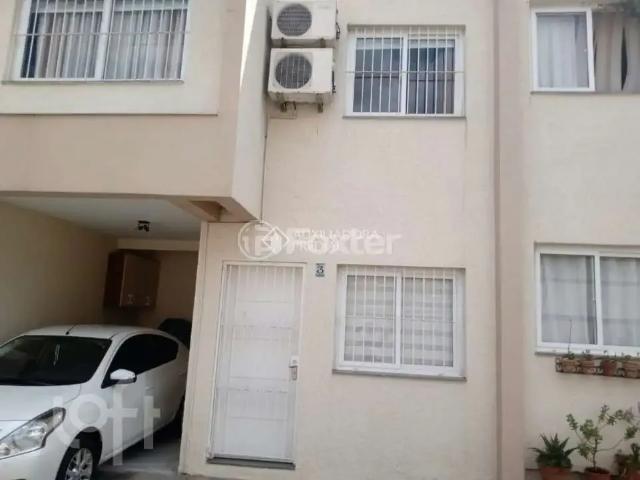 Casa / Sobrado em Condomínio para Venda em Canoas/RS Nossa Senhora das Graças 3 Quartos