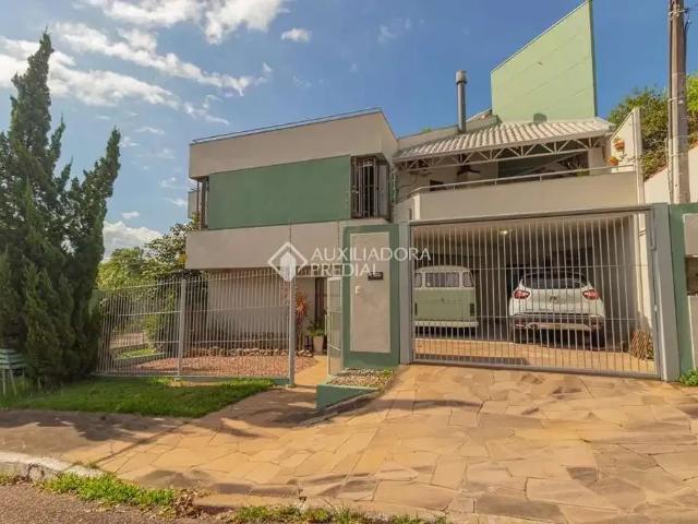 Casa / Sobrado em Condomínio para Venda em Canoas/RS Nossa Senhora das Graças 3 Quartos