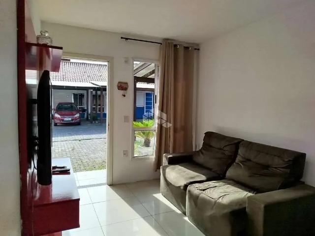Casa / Sobrado em Condomínio para Venda em Canoas/RS Olaria 2 Quartos