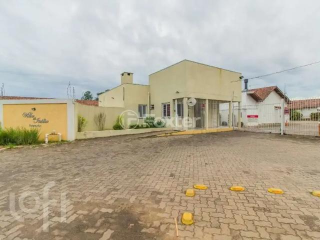 Casa / Sobrado em Condomínio para Venda em Canoas/RS Olaria 3 Quartos
