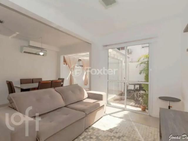 Casa / Sobrado em Condomínio para Venda em Canoas/RS Estância Velha 3 Quartos