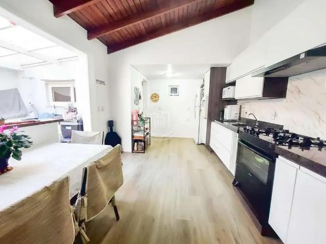 Casa / Sobrado em Condomínio para Venda em Canoas/RS Fátima 3 Quartos