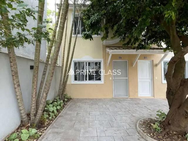 Casa / Sobrado em Condomínio para Venda em Canoas/RS Rio Branco 3 Quartos