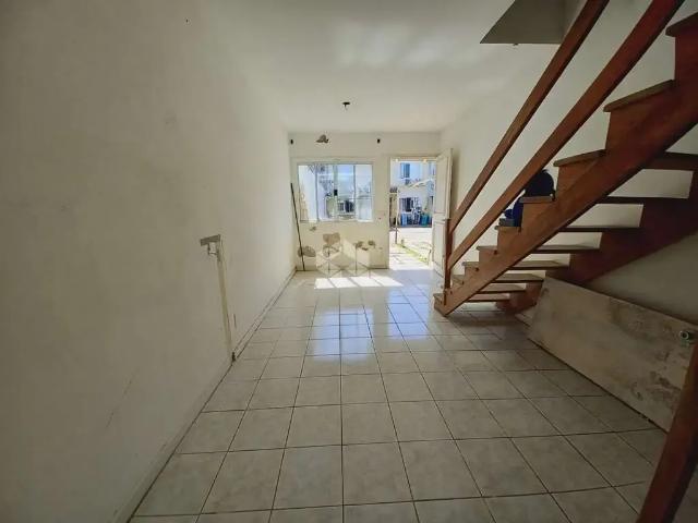 Casa / Sobrado em Condomínio para Venda em Canoas/RS Rio Branco 2 Quartos