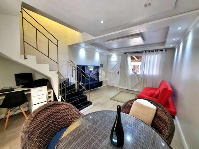 Casa / Sobrado em Condomínio para Venda em Canoas/RS Rio Branco 2 Quartos
