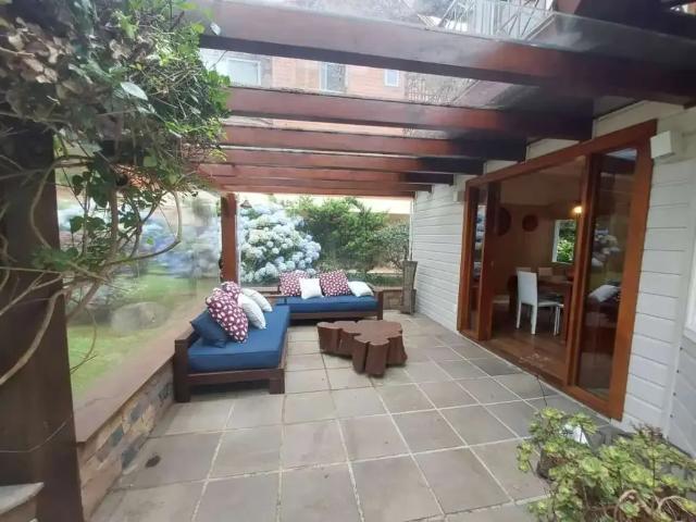 Casa / Sobrado em Condomínio para Venda em Canela/RS Centro 2 Quartos