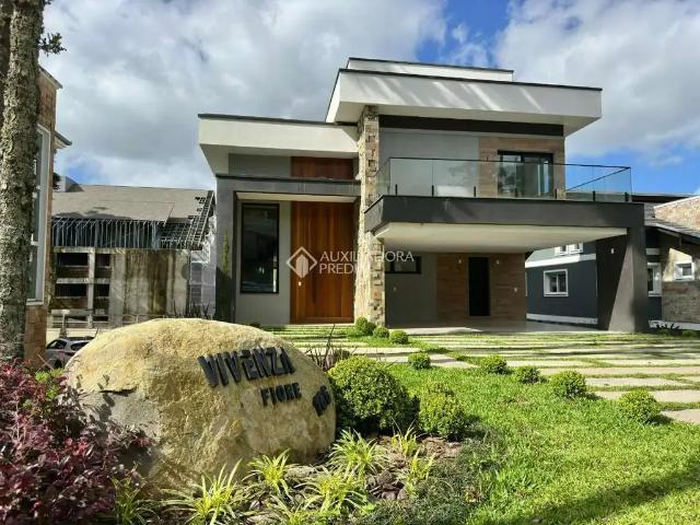 Casa / Sobrado em Condomínio para Venda em Canela/RS Centro 3 Quartos